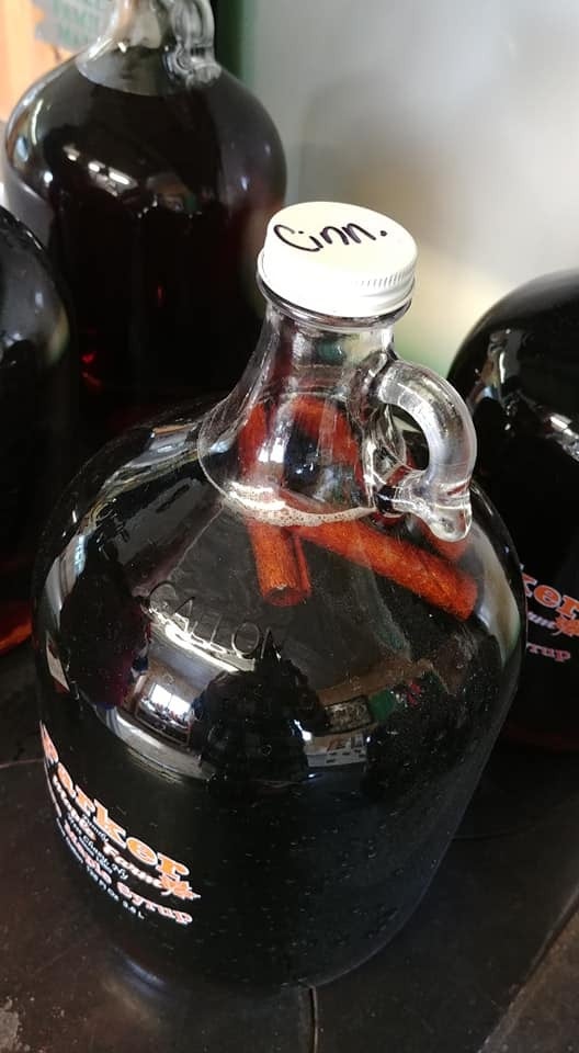 Cinnamon or Vanilla Bean Infused Pure Maple Syrup